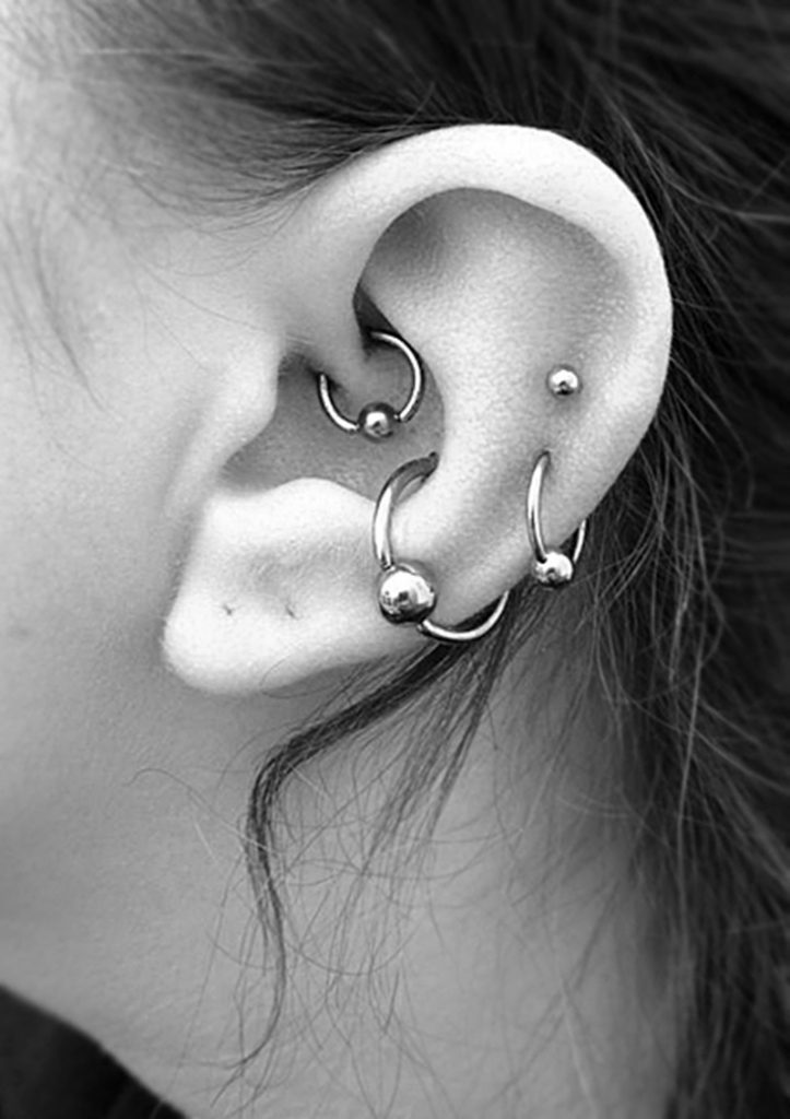 5 Exciting Reasons to Get a Conch Piercing (45+ Ideas That Always Work ...