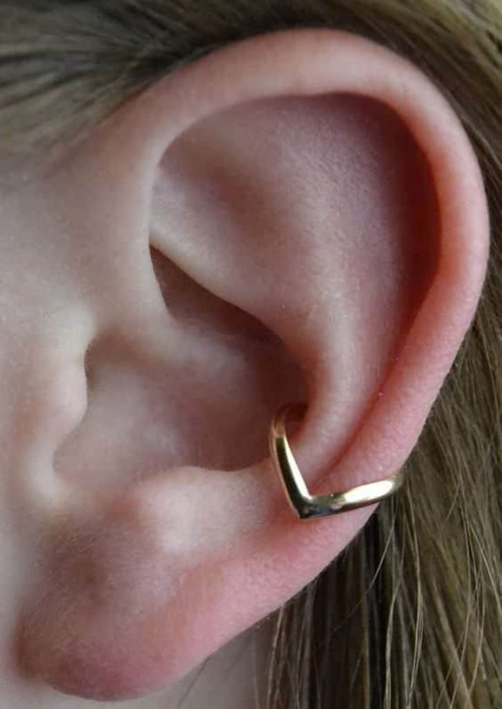 5 Exciting Reasons to Get a Conch Piercing (45+ Ideas That Always Work ...